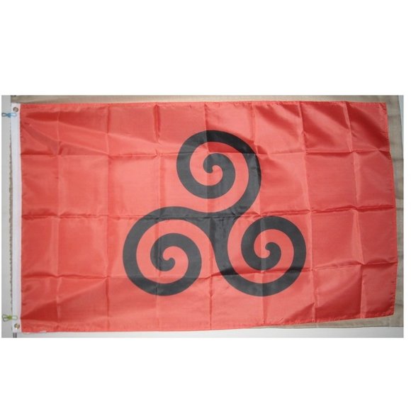 Wall Decor | Celtic Triskelion Triskele Red 3x5 Flag Banner Trinity ...